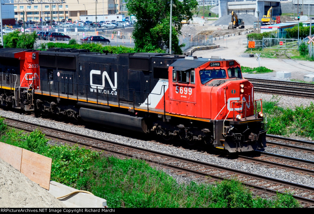 CN 5699